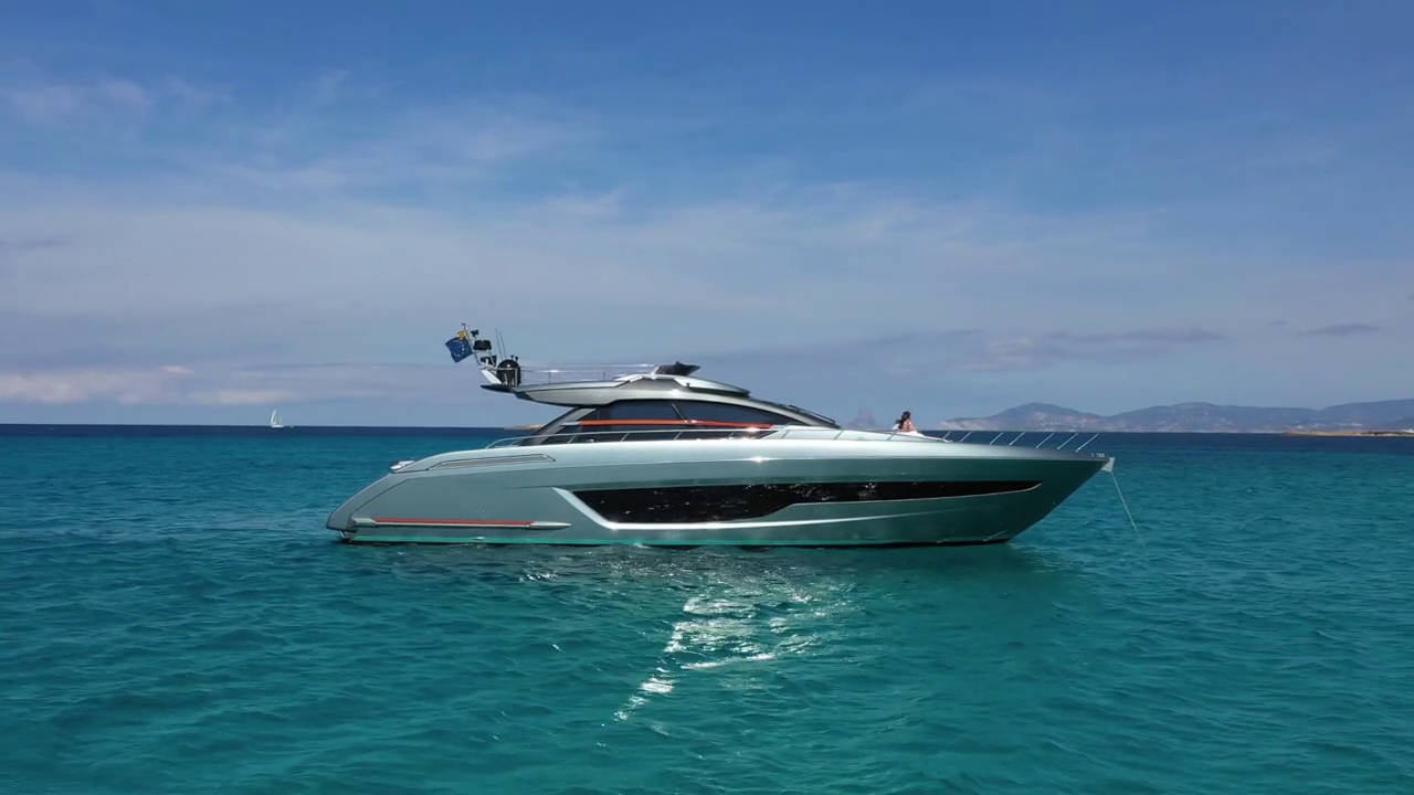 Riva 66′ Ribelle – Mennyacht – Your Yachting Partner