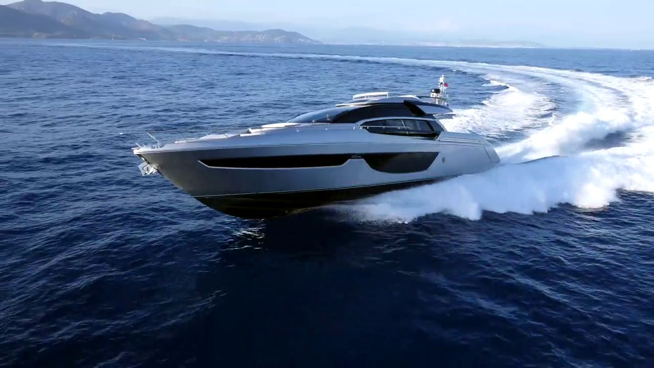 Riva 76′ Perseo Super – MennYacht – Your Yachting Partner